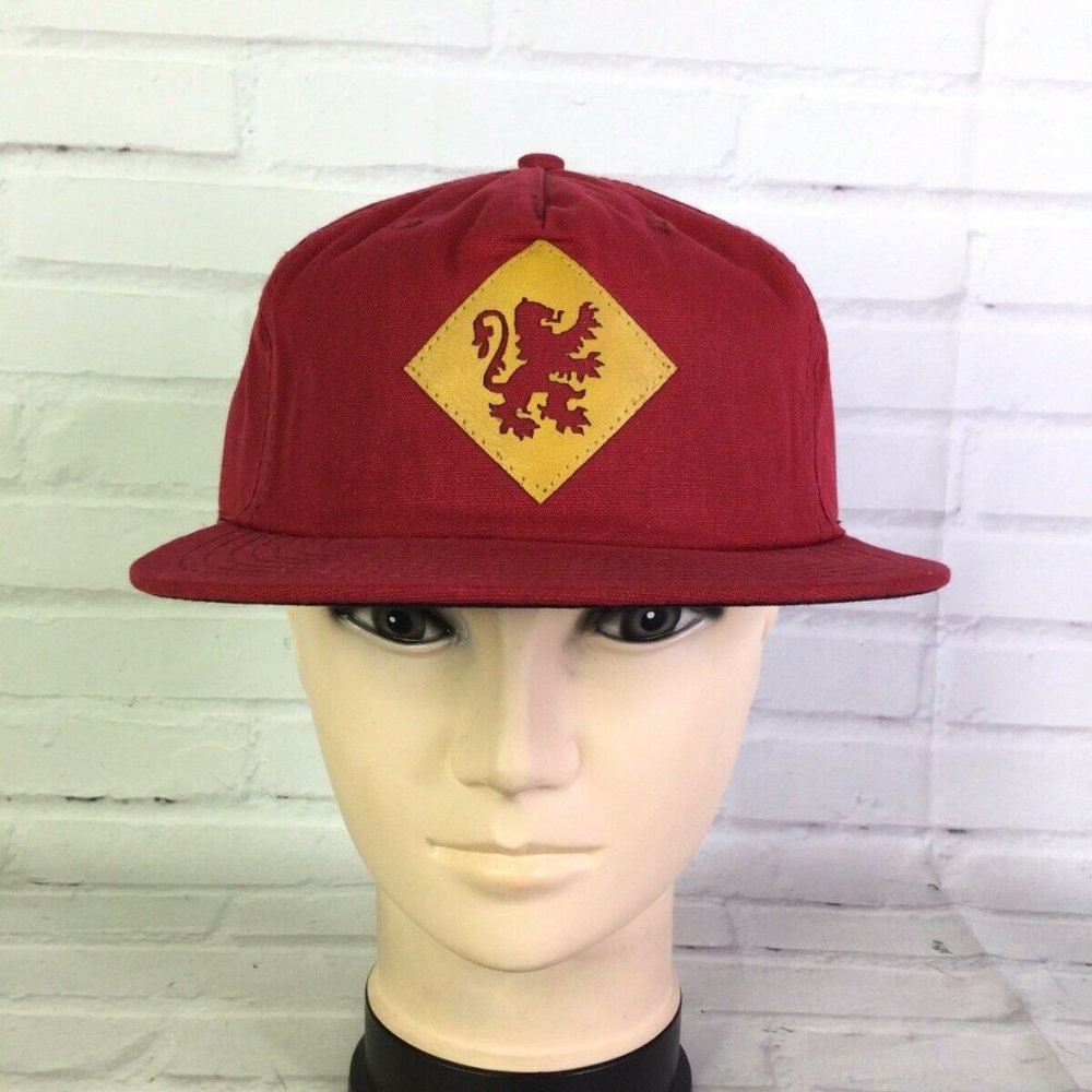 Harry Potter Gryffindor Crest Patch Strapback Hat - Gem